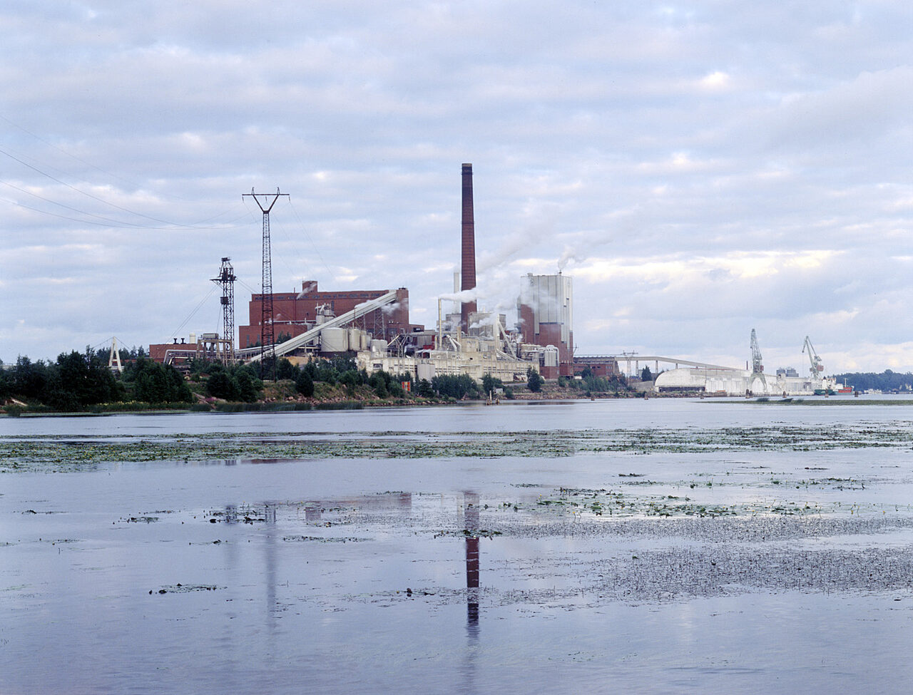 Finnisharchitecture.fi | Sunila Pulp Mill and Residential Area